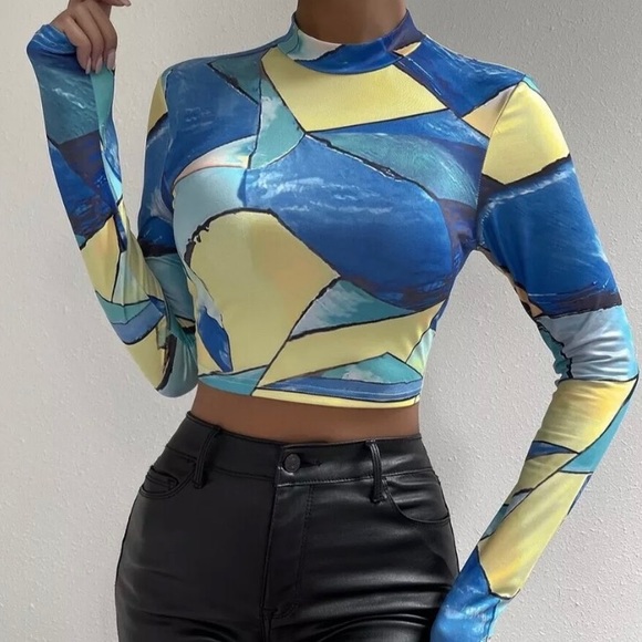 Lavishly Paris | Tops | New Multicolored Abstract Print Crop Top | Poshmark